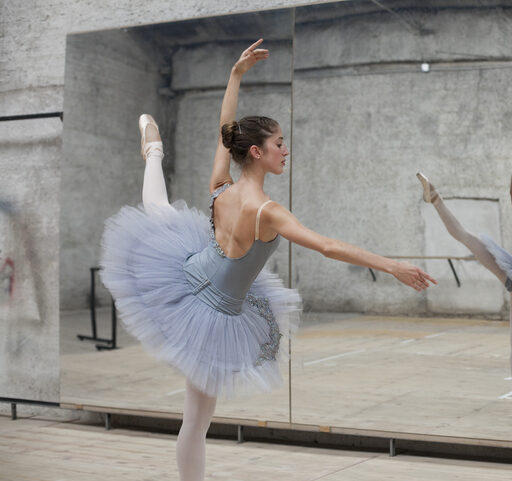 Balletcore – poznaj ten sezonowy mikrotrend!