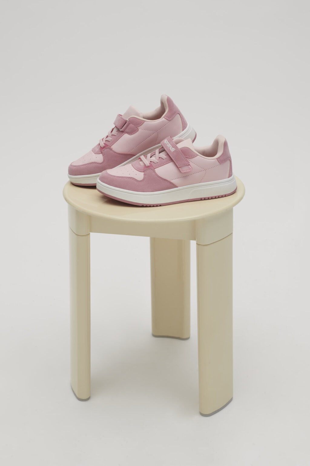 Budowa buta. Poznaj buty od cholewki!