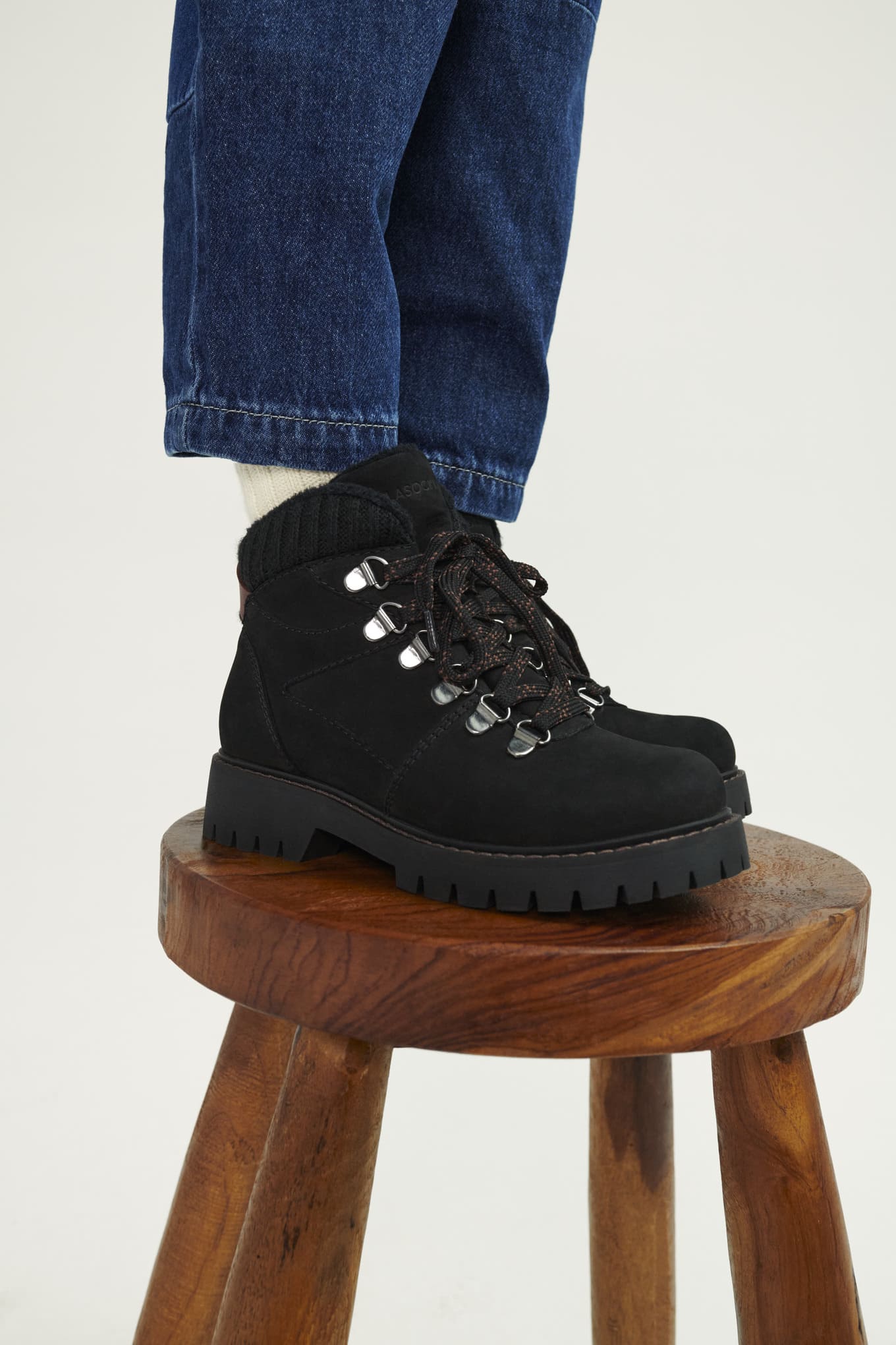 Trapery dziecięce – wybieramy idealne modele na jesień i zimę